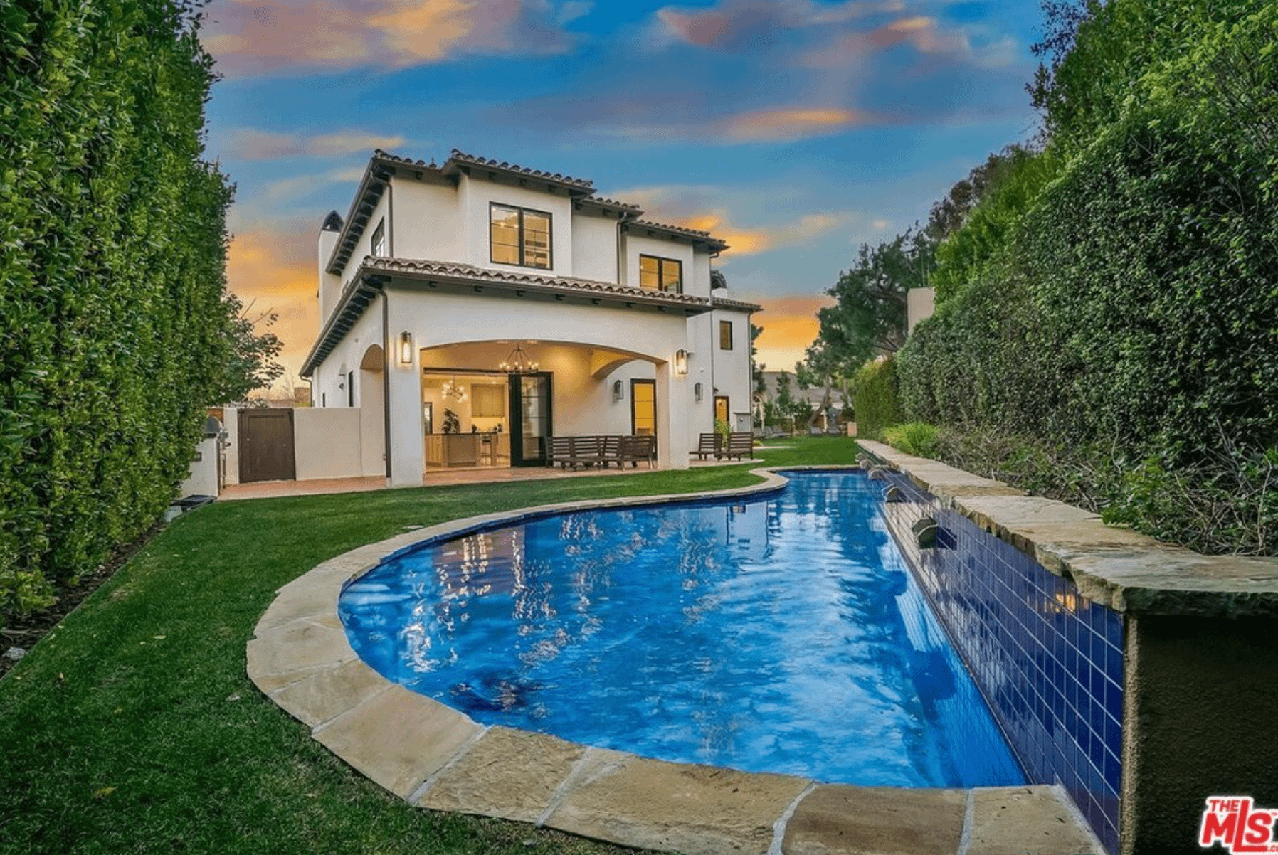 Serena Williams Lists Beverly Hills Home For $7.5 Million (PHOTOS ...