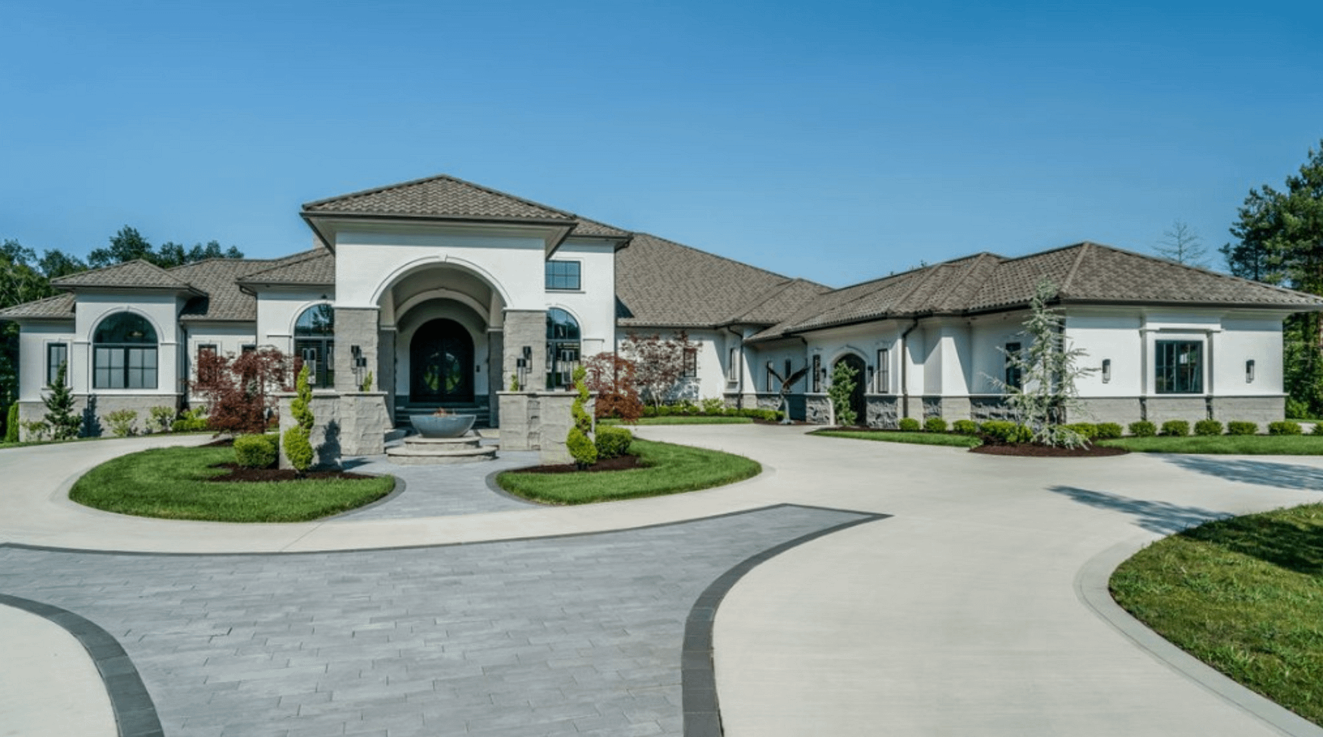 26,000 Square Foot Ohio Home With Indoor Pool (PHOTOS)