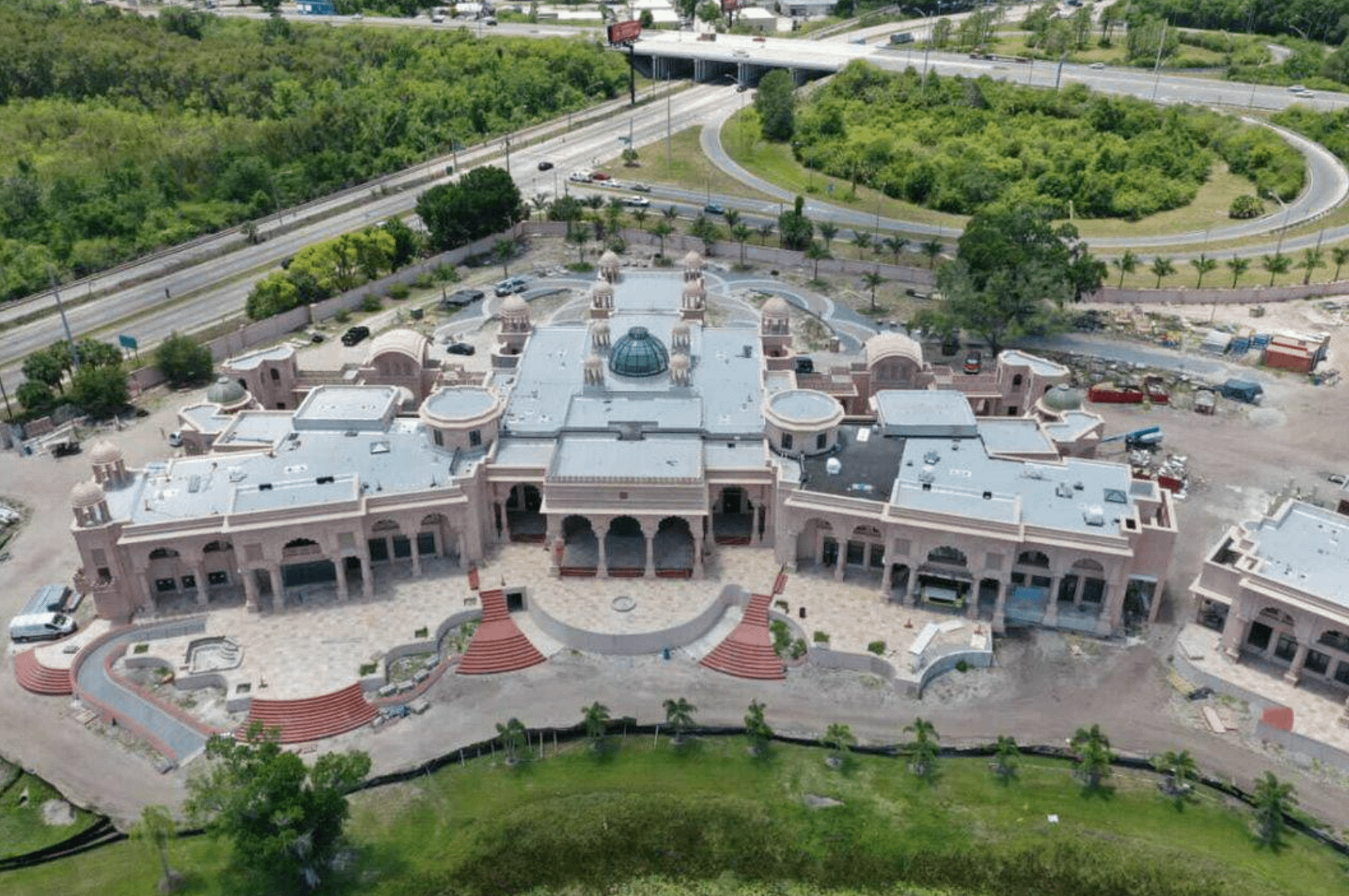 85,000 Square Foot Florida Mega Compound (PHOTOS)