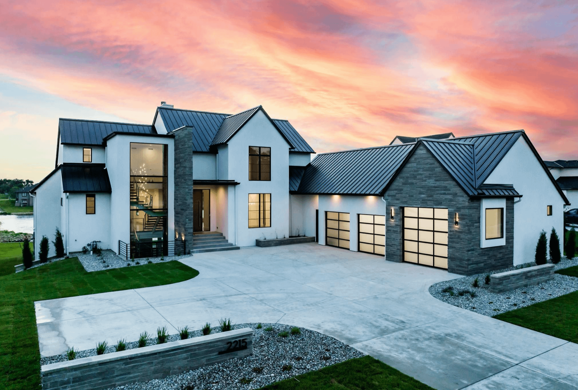 $1.95 Million New Build In Wichita, Kansas (PHOTOS)