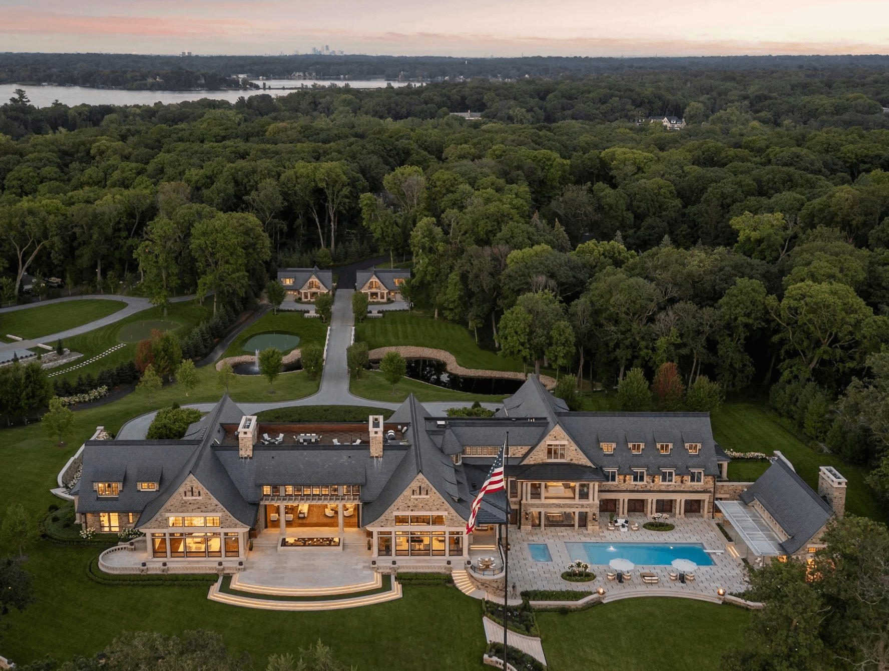 Incredible $55 Million Lakefront Estate In Minnesota (PHOTOS)
