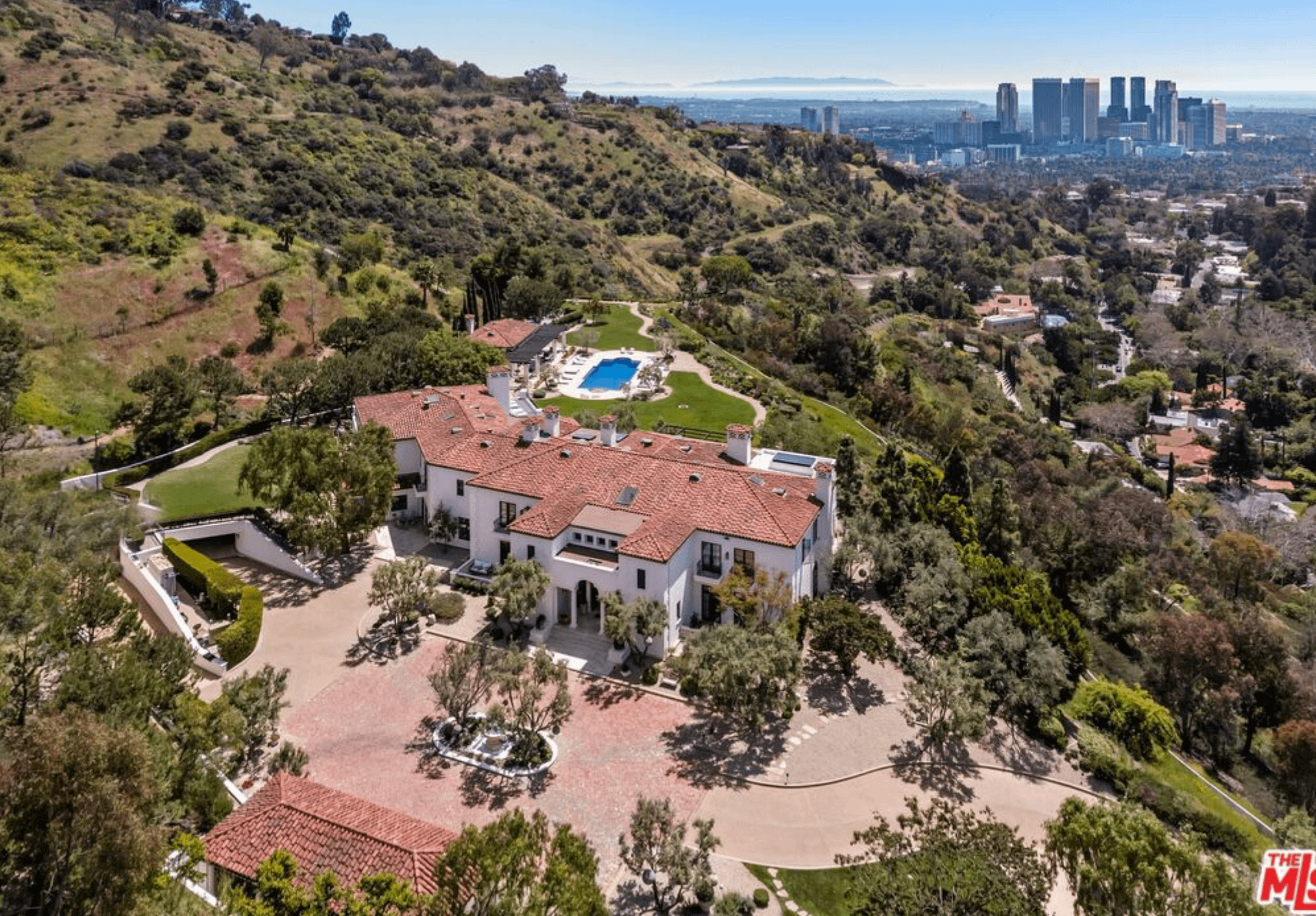 Charles Roberts Studios - Homes of the Rich