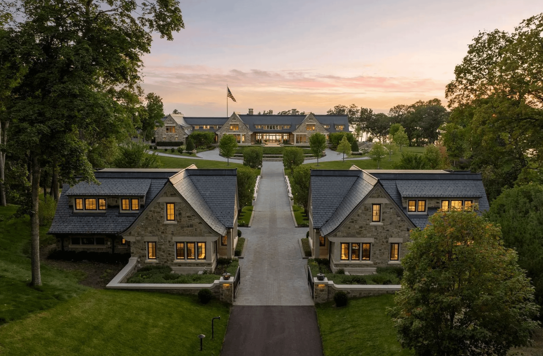 Incredible $55 Million Lakefront Estate In Minnesota (PHOTOS)