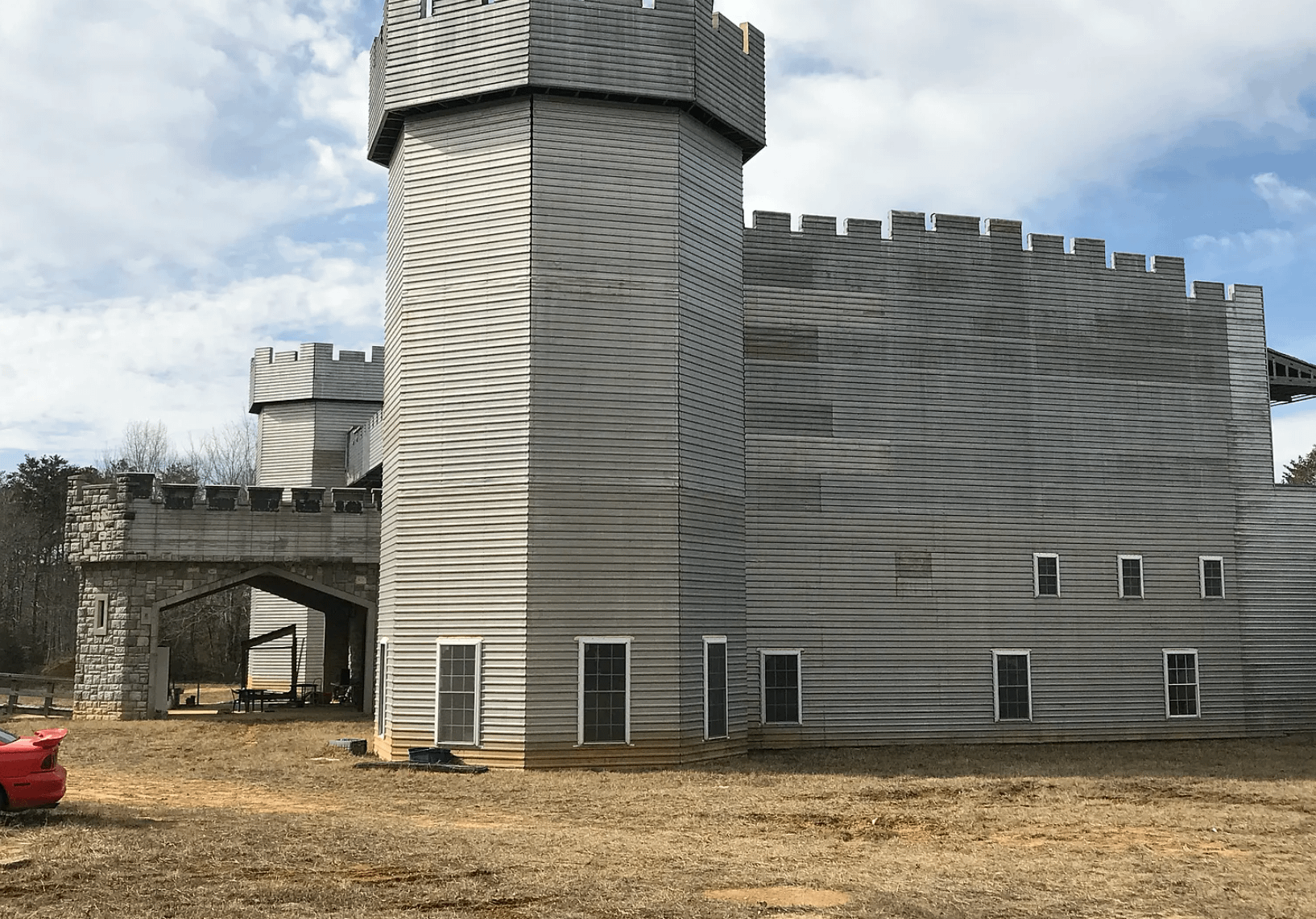 🏰 The Unfinished 57,000-Square-Foot Castle Hidden in Georgia: A Modern ...